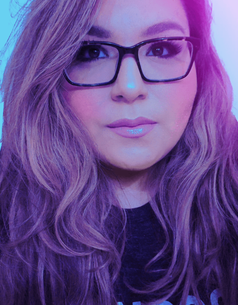 Contact – Maritza Lopez | Graphics